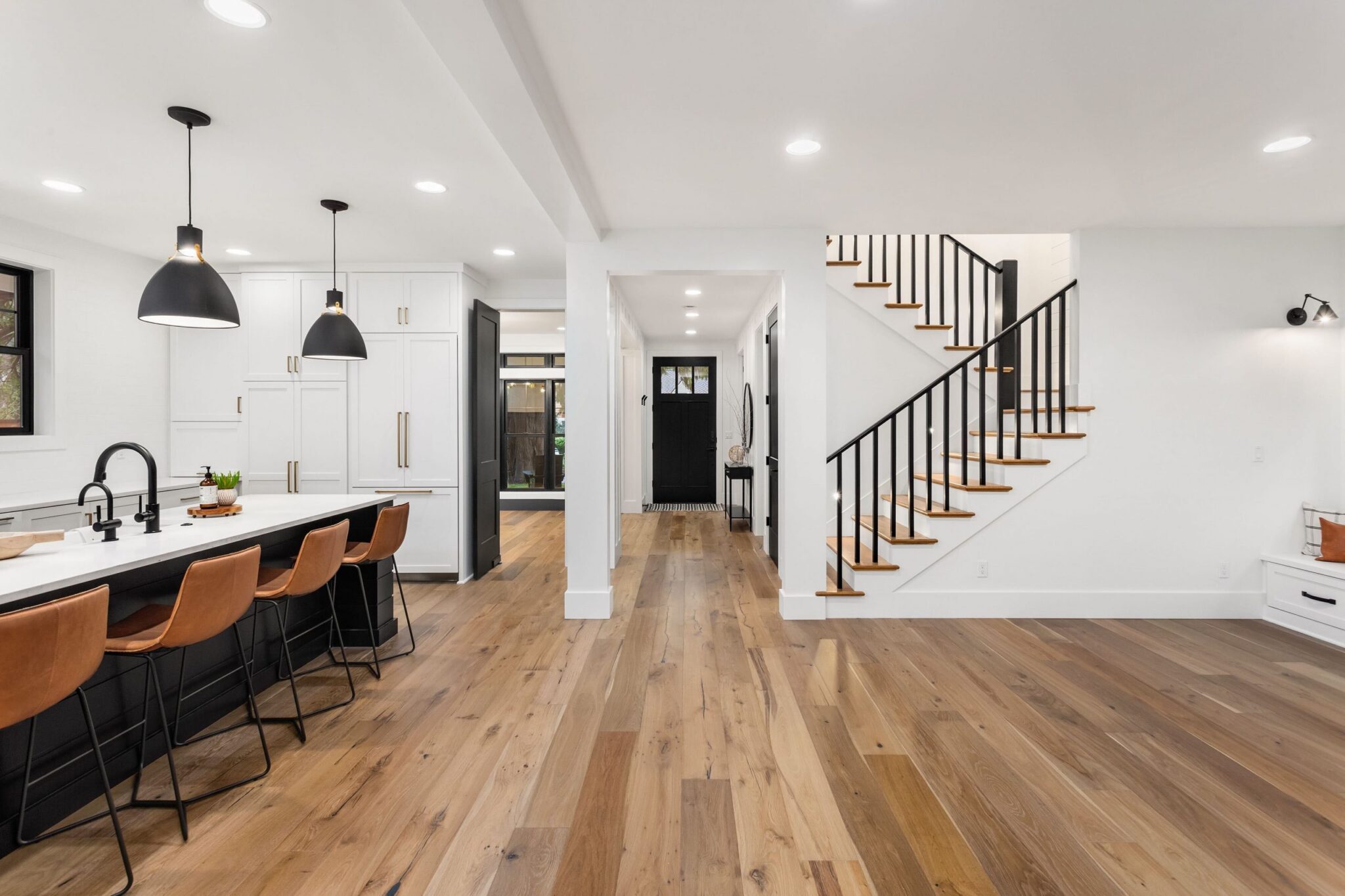 2025 Flooring Trends: What’s In and What’s Out?